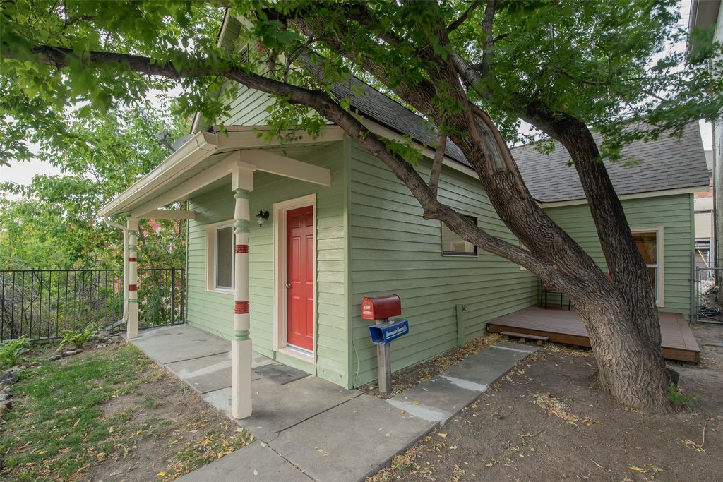 218 E Broadway St, Helena, MT 59601 - See Est. Value, Schools & More