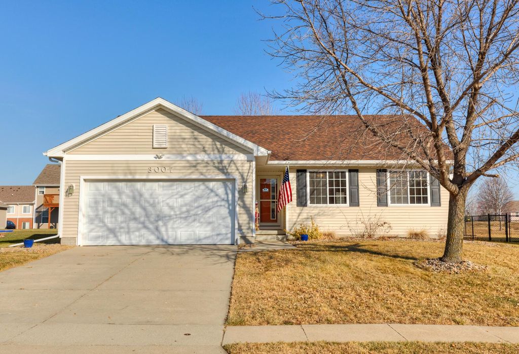 3007 SW Chestnut Dr, Ankeny, IA 50023 | Trulia