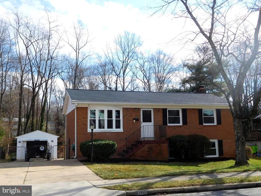 13609 Kingsman Rd, Woodbridge, VA 22193 - See Est. Value, Schools & More