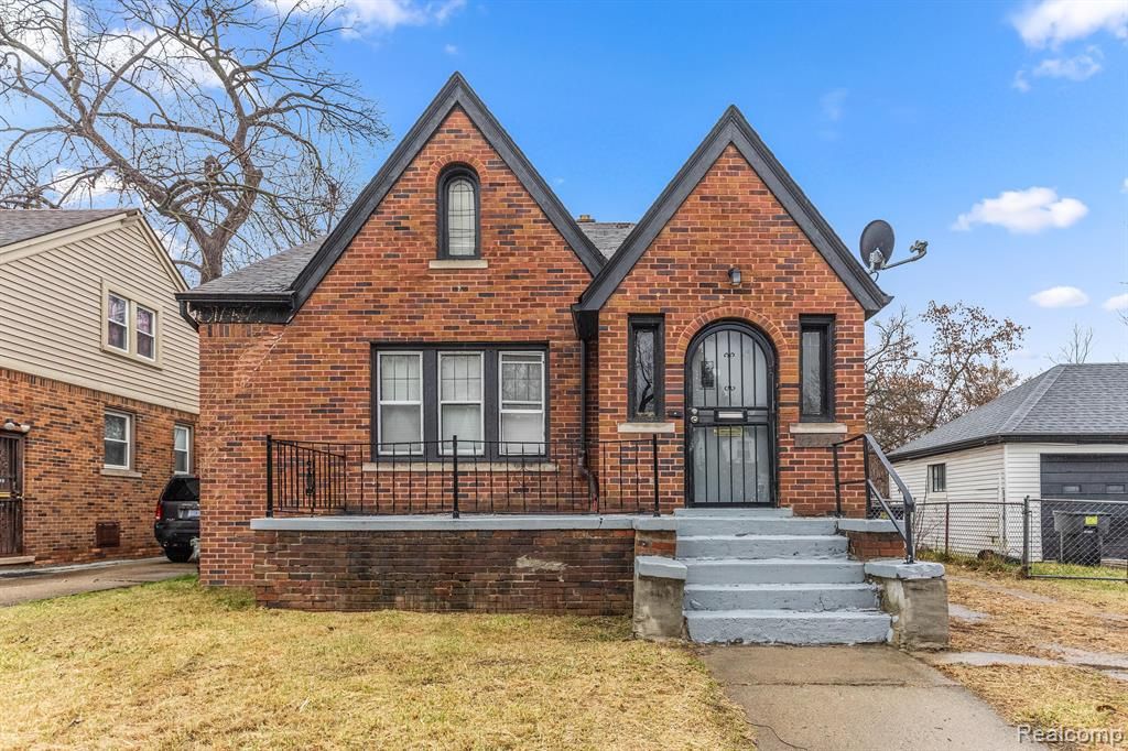 17170 Pierson St, Detroit, MI 48219 - See Est. Value, Schools & More