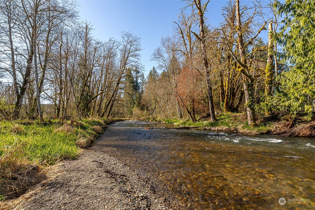 266 Stub Road, Onalaska, WA 98570 - See Est. Value, Schools & More