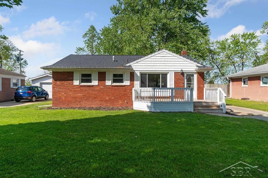 1312 Carolina St, Midland, MI 48642 - See Est. Value, Schools & More
