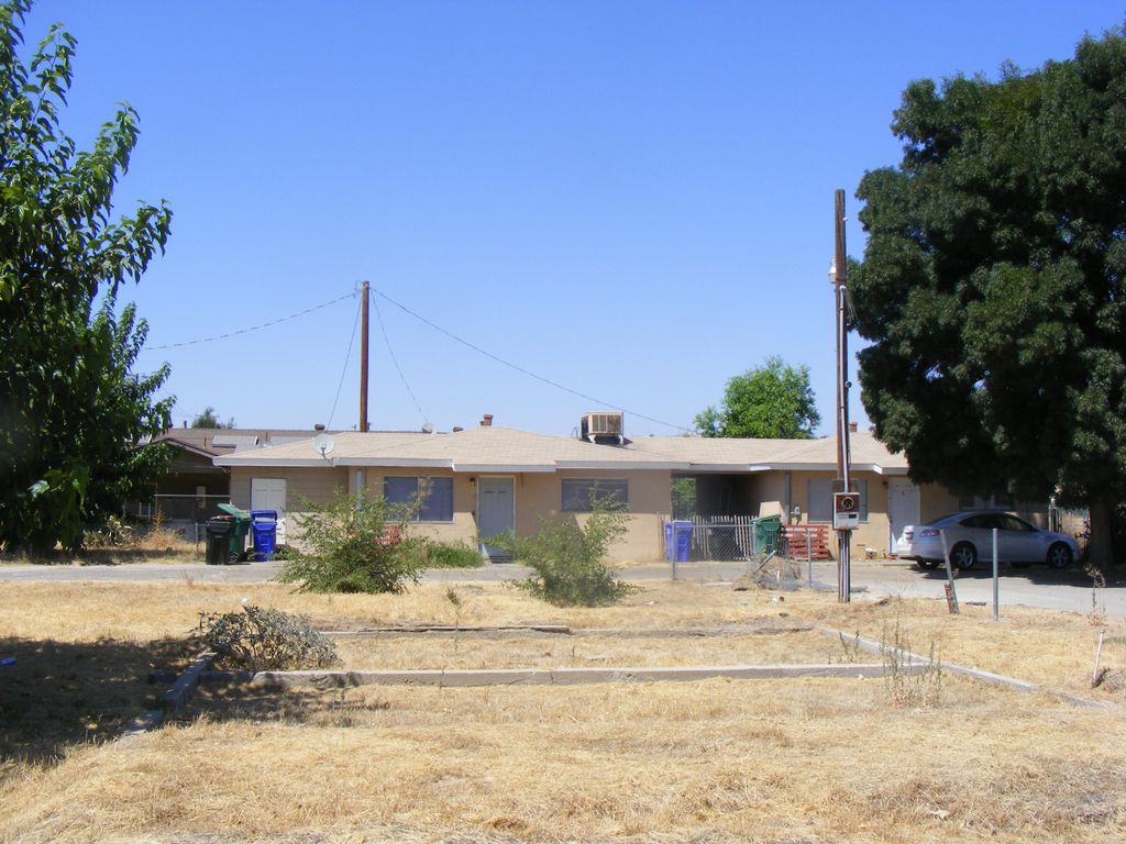1088 W Morton Avenue, Porterville, CA 93257 | Trulia