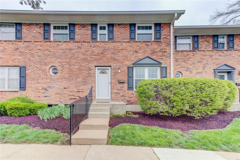 1141 Matador Dr, Saint Louis, MO 63141 | Trulia