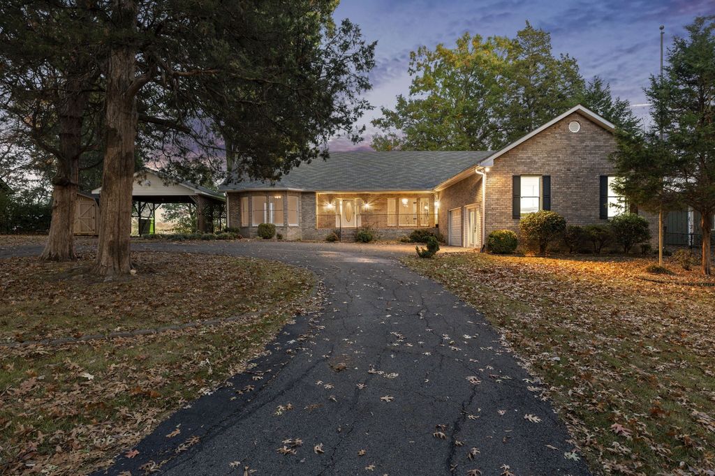 3734 Cedarwood Dr, Nashville, TN 37216 - See Est. Value, Schools & More