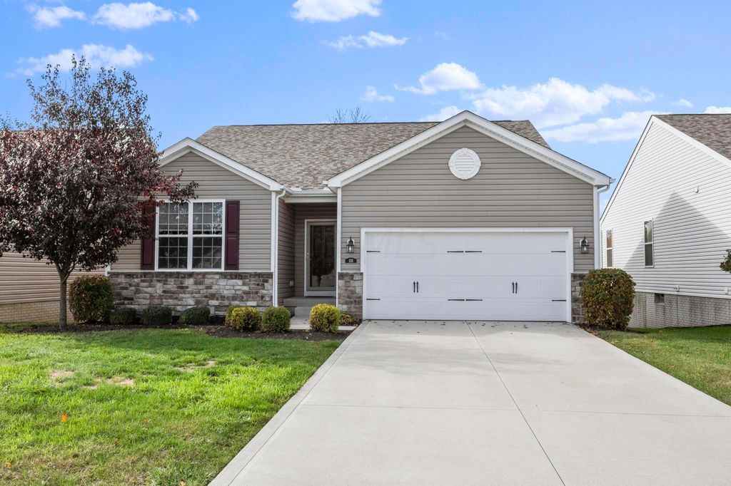 135 Broadstone Cir W, Blacklick, OH 43004 - See Est. Value, Schools & More
