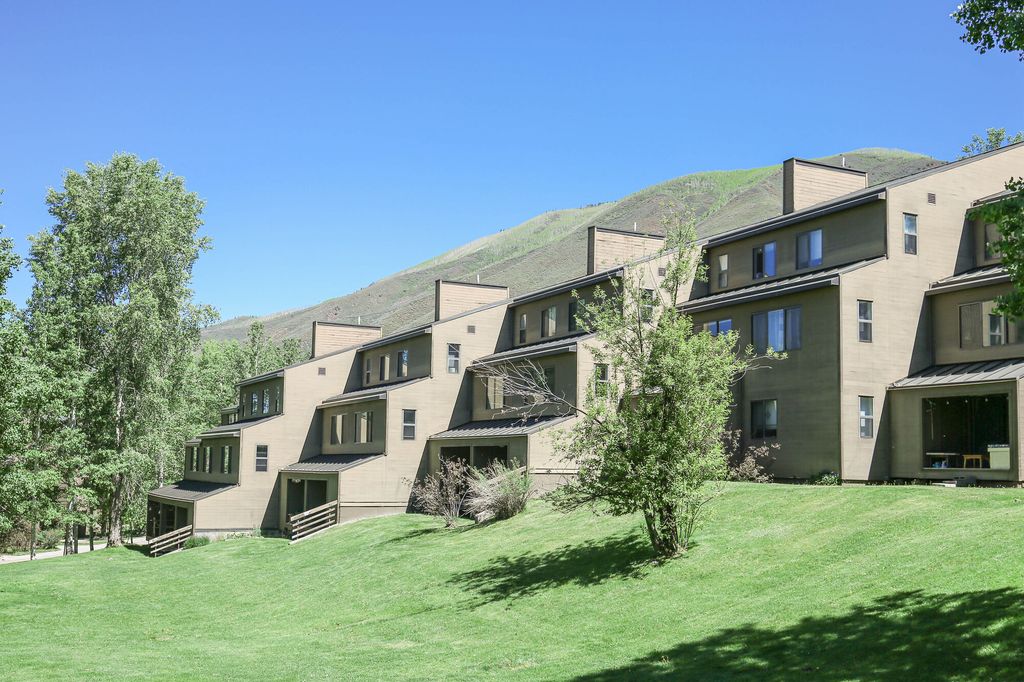 100 Luke Short Ct #116LUKES, Aspen, CO 81611 - See Est. Value, Schools ...