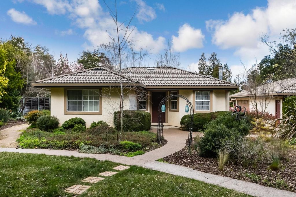 15095 Quito Rd, Saratoga, CA 95070 - See Est. Value, Schools & More