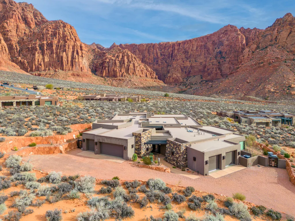 Inside Ruby Franke/Jodi Hildebrandt House In Ivins, UT | The Internet's ...