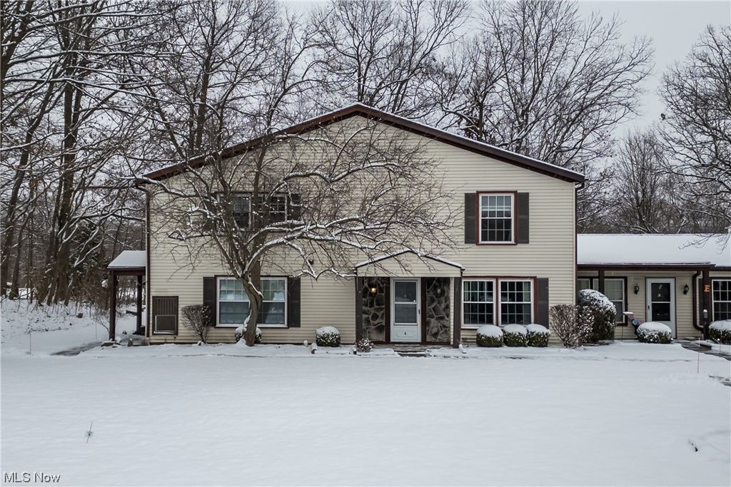 3429A Beaver Trl, Aurora, OH 44202 - See Est. Value, Schools & More