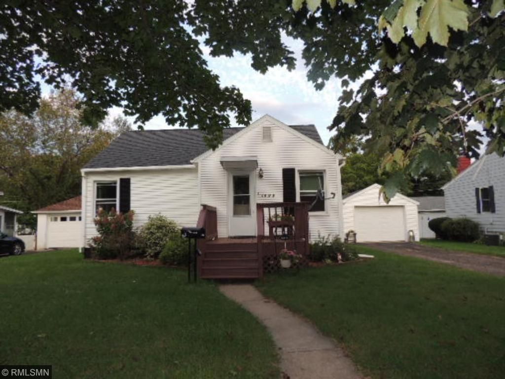 1408 Wilson St, Menomonie, WI 54751 - See Est. Value, Schools & More