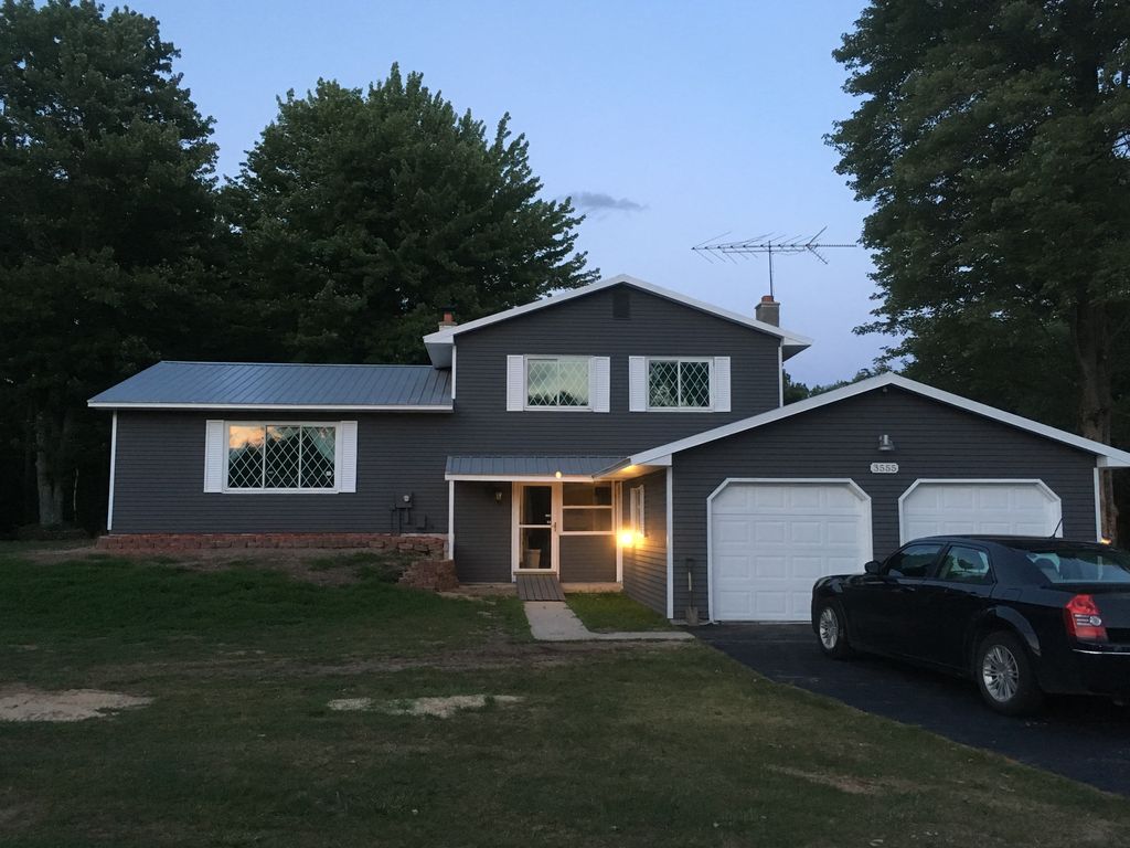 3555 Rhodes Rd, Rhodes, MI 48652 - See Est. Value, Schools & More