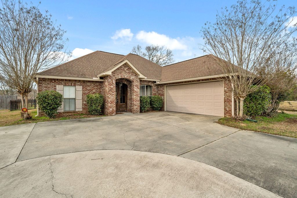 15 Sunline Dr, Petal, MS 39465 - See Est. Value, Schools & More