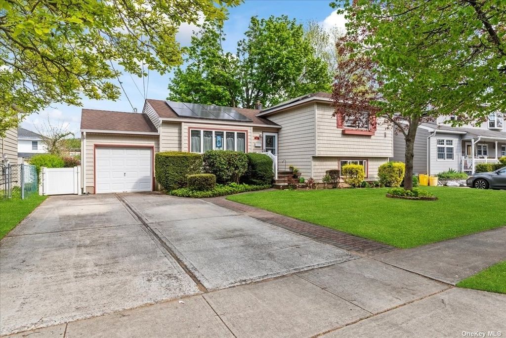 163 Atlantic Avenue, Massapequa Park, NY 11762 | Trulia