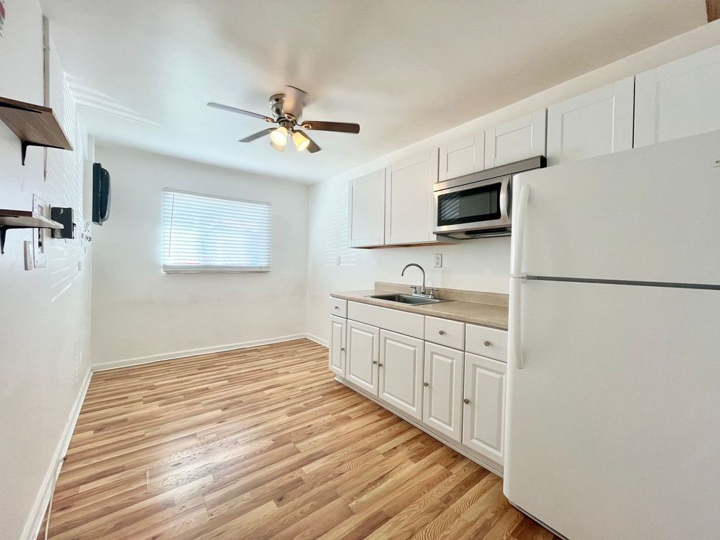 4682-4692 W Point Loma Blvd #4686-1/4, San Diego, CA 92107 - See Est ...