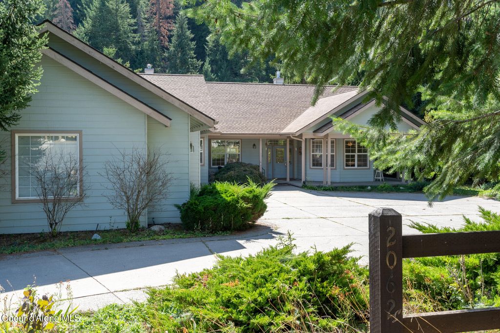 2062 E Best Ave, Coeur D Alene, ID 83814 - See Est. Value, Schools & More