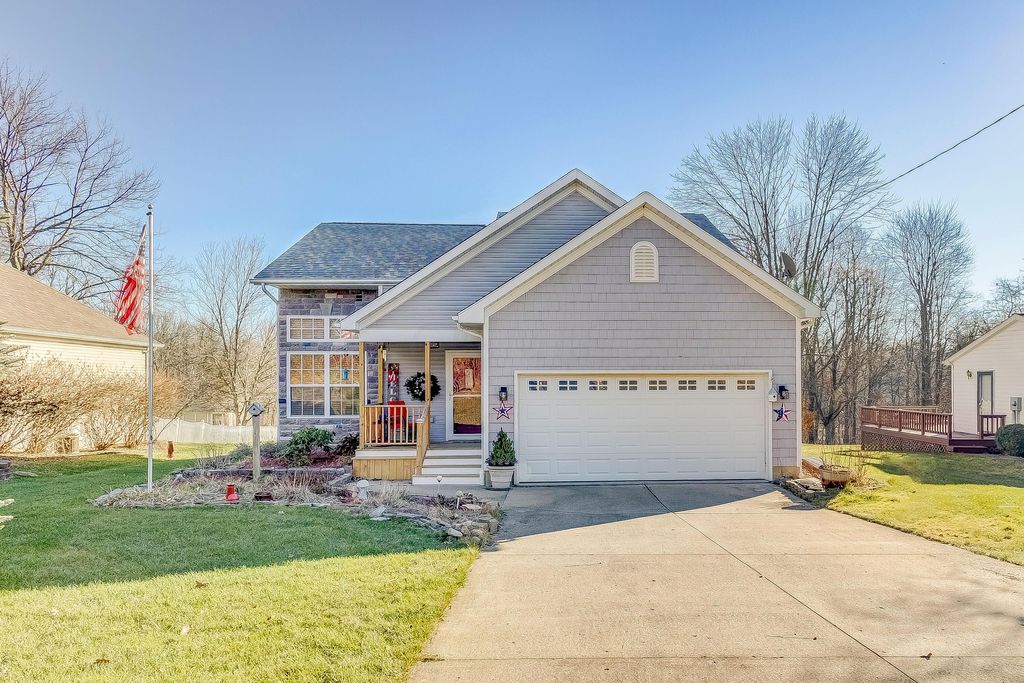 873 Highland Hills Dr, Howard, OH 43028 - See Est. Value, Schools & More