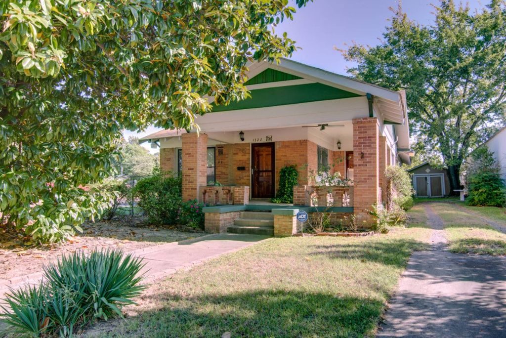 1322 Hazel St, Texarkana, TX 75501 - See Est. Value, Schools & More