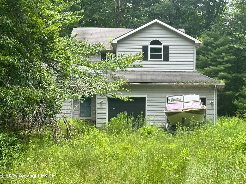 4 Brookfield Ln, East Stroudsburg, PA 18301 - See Est. Value, Schools ...