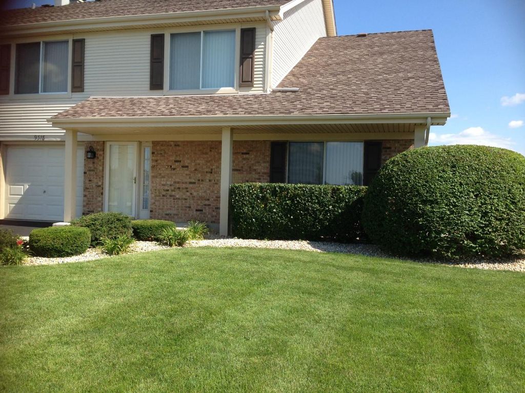 9318 W 142nd St, Orland Park, IL 60462 - See Est. Value, Schools & More