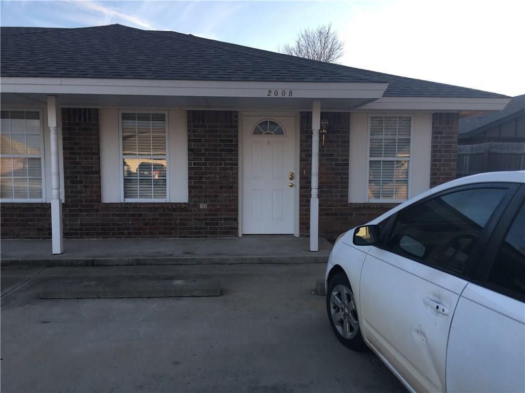 2008 Berry Ave, Weatherford, OK 73096 - See Est. Value, Schools & More