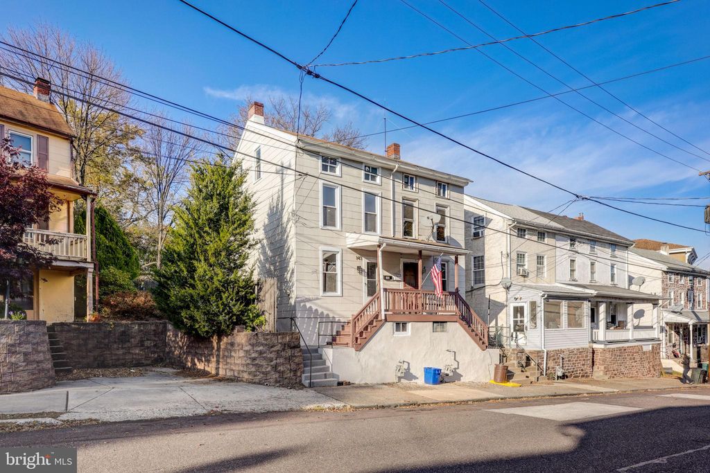 143 Hall St, Spring City, PA 19475 - See Est. Value, Schools & More