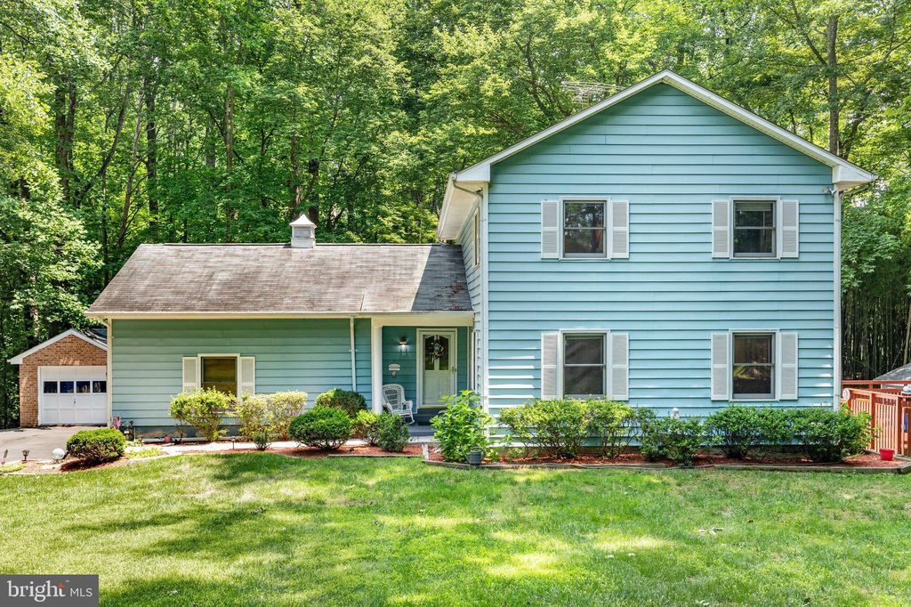 12225 Tall Pines Ct, Fairfax, VA 22030 - See Est. Value, Schools & More