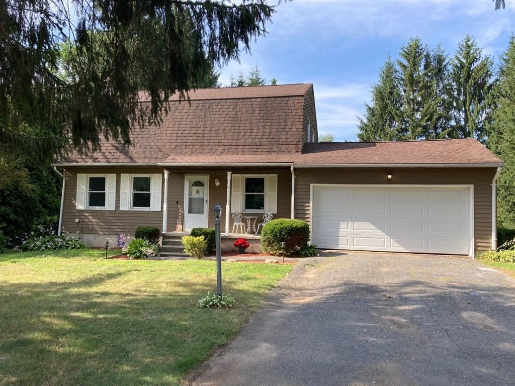 20 Barry St, Feeding Hills, MA 01030 - See Est. Value, Schools & More