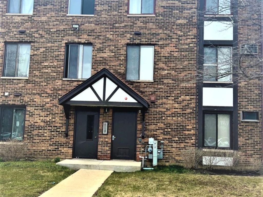 1 Timber Ln #7, Vernon Hills, IL 60061 - See Est. Value, Schools & More