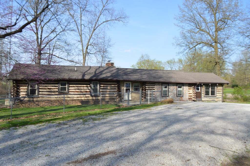 1339 Poe Rd, Bucyrus, OH 44820 - See Est. Value, Schools & More
