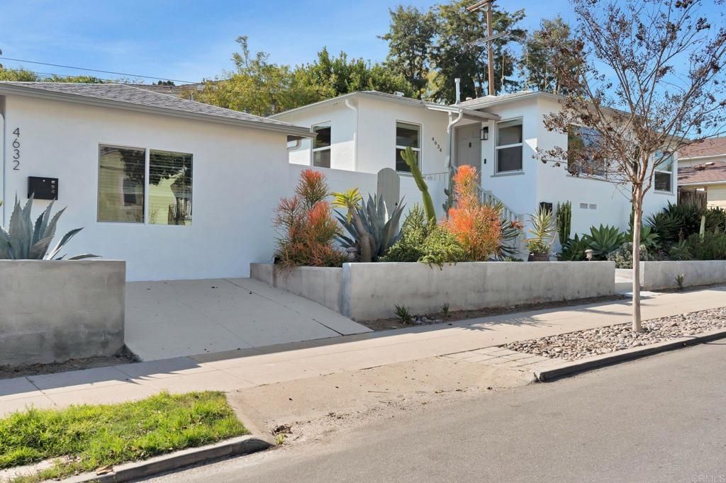 4634 Alamo Dr, San Diego, CA 92115 - See Est. Value, Schools & More