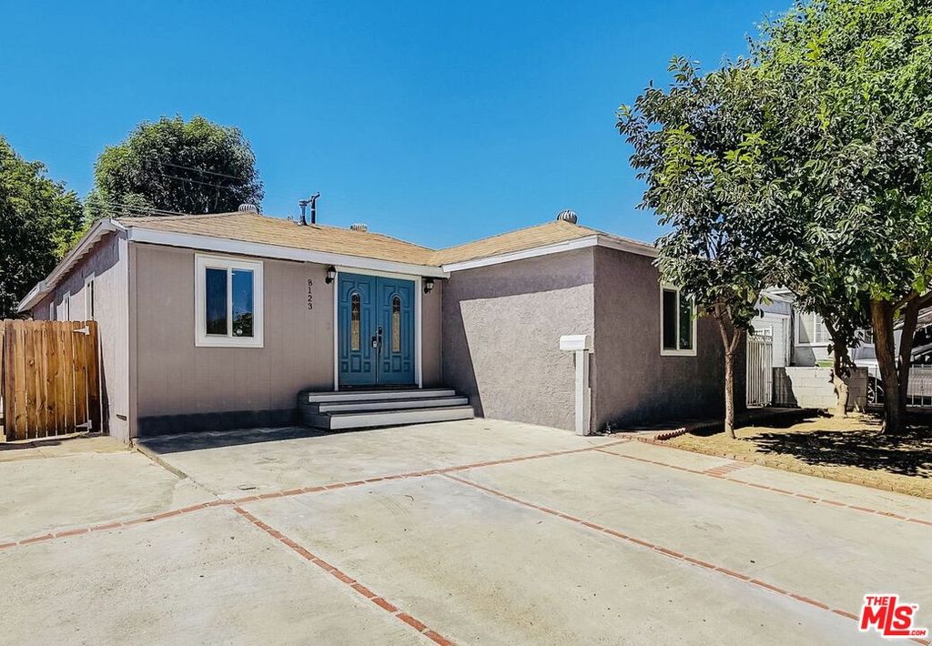 8123 Noble Ave, Panorama City, CA 91402 | Trulia