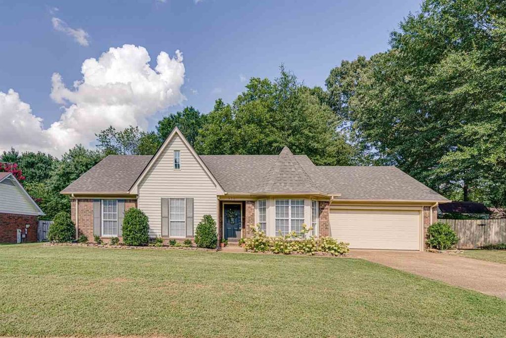 486 Harts Way #127, Collierville, TN 38017 - See Est. Value, Schools & More