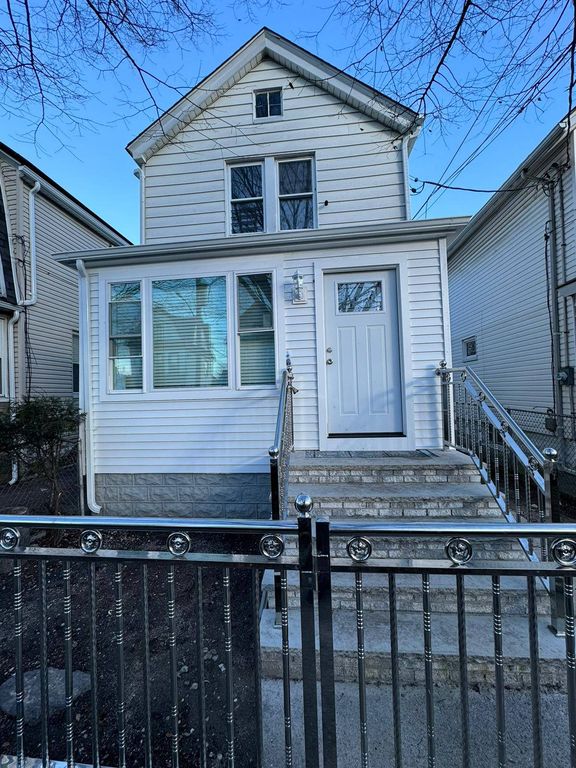 12335 135th St, Jamaica, NY 11420 | MLS# 11235468 | Trulia