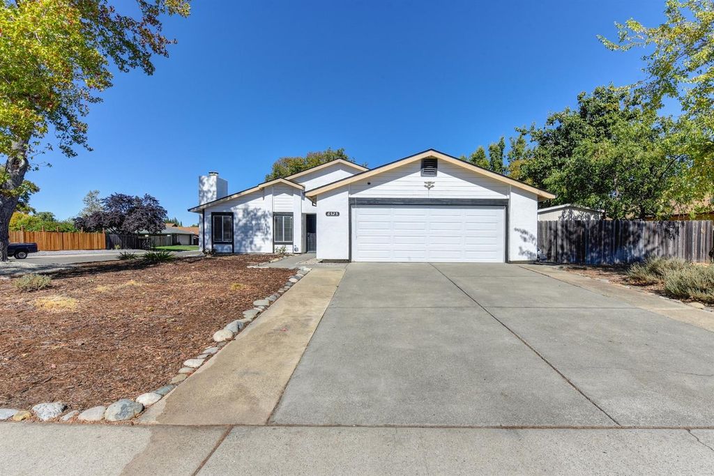 6525 Calvine Rd, Sacramento, CA 95823 - See Est. Value, Schools & More