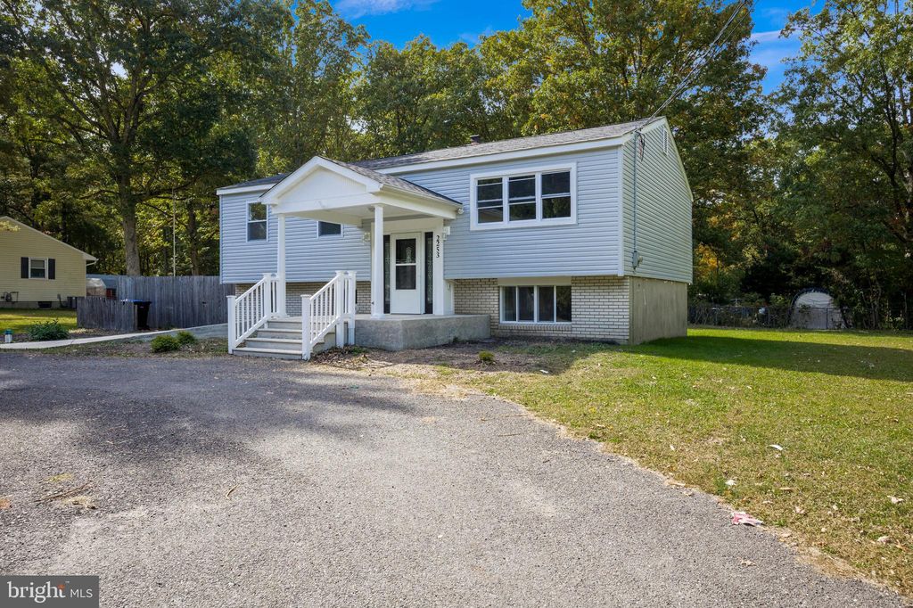 2253 Linden Ave, Atco, NJ 08004 - See Est. Value, Schools & More