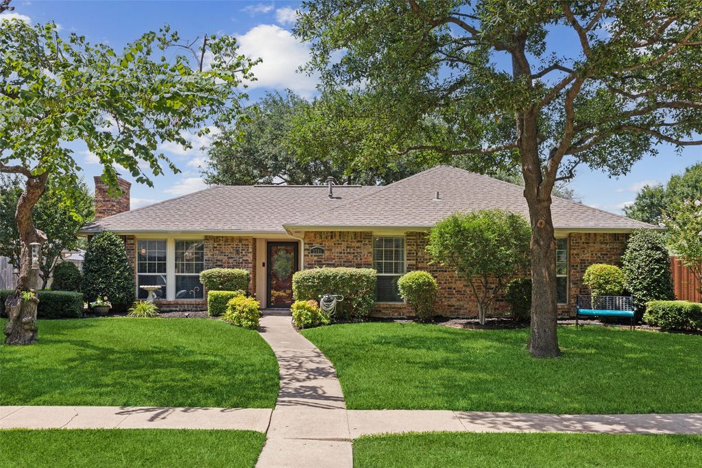 3701 Jennifer Ln, Rowlett, TX 75088 - See Est. Value, Schools & More