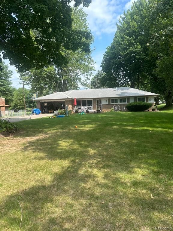 4203 E Stanley Rd, Mount Morris, MI 48458 - See Est. Value, Schools & More
