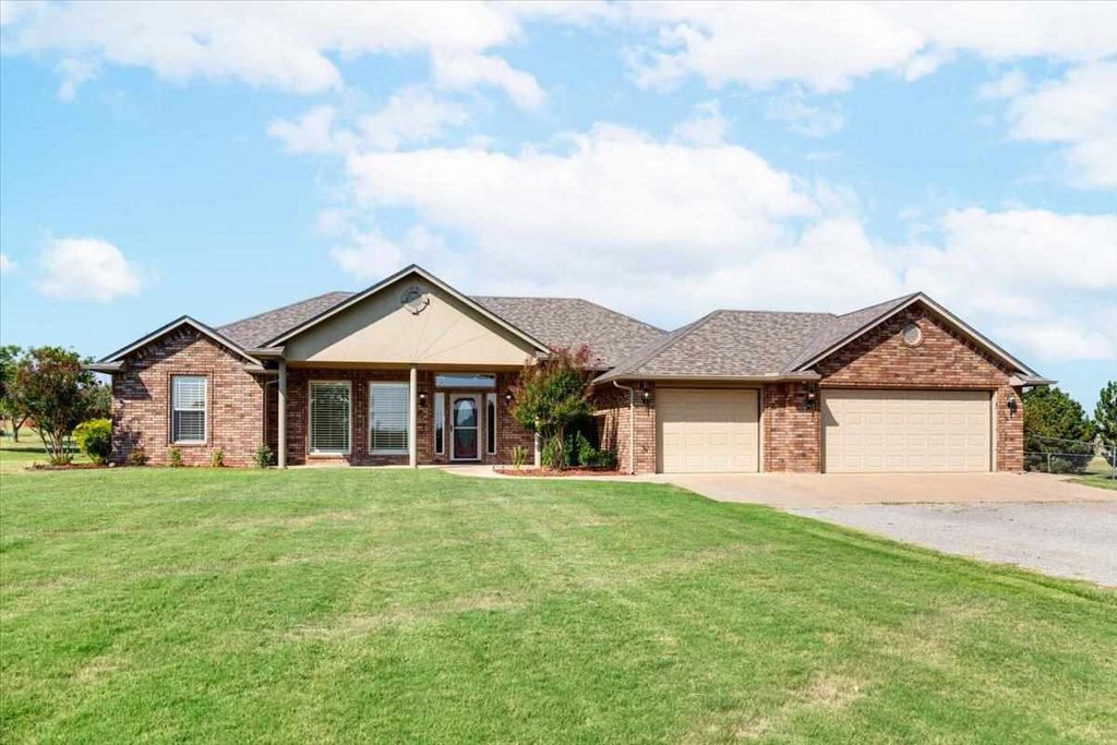 11945 NE Tony Creek Rd, Elgin, OK 73538 - See Est. Value, Schools & More