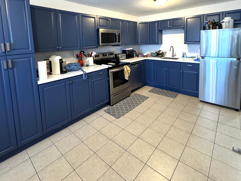 371 Mill St #B, Worcester, MA 01602 | Trulia