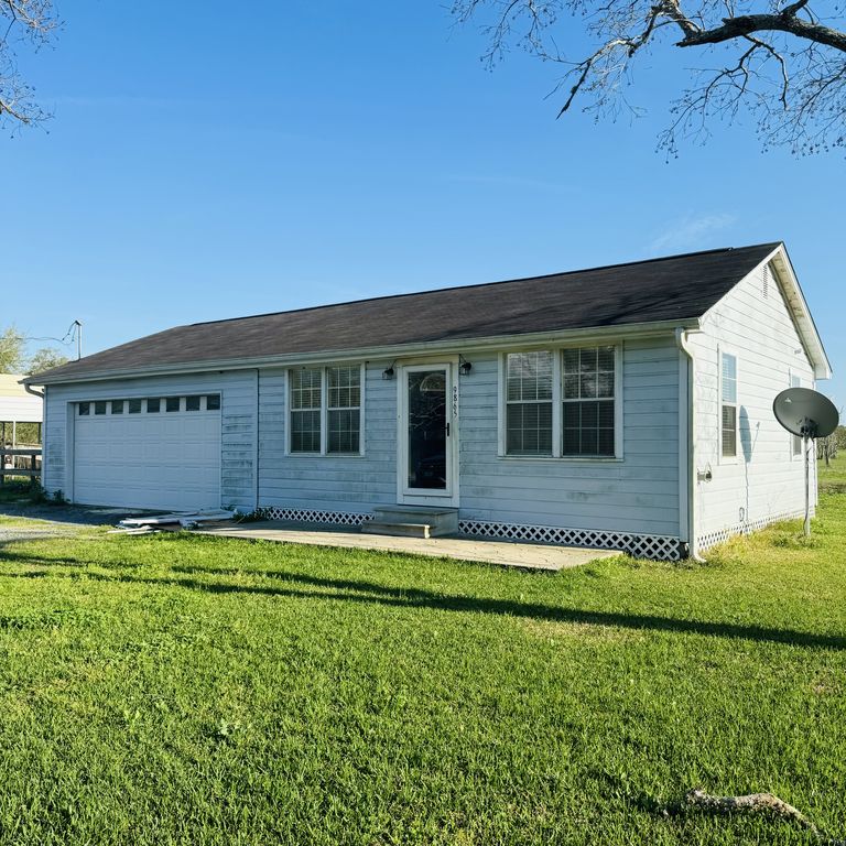 9865 Vernall Ln, Beaumont, TX 77713 - See Est. Value, Schools & More