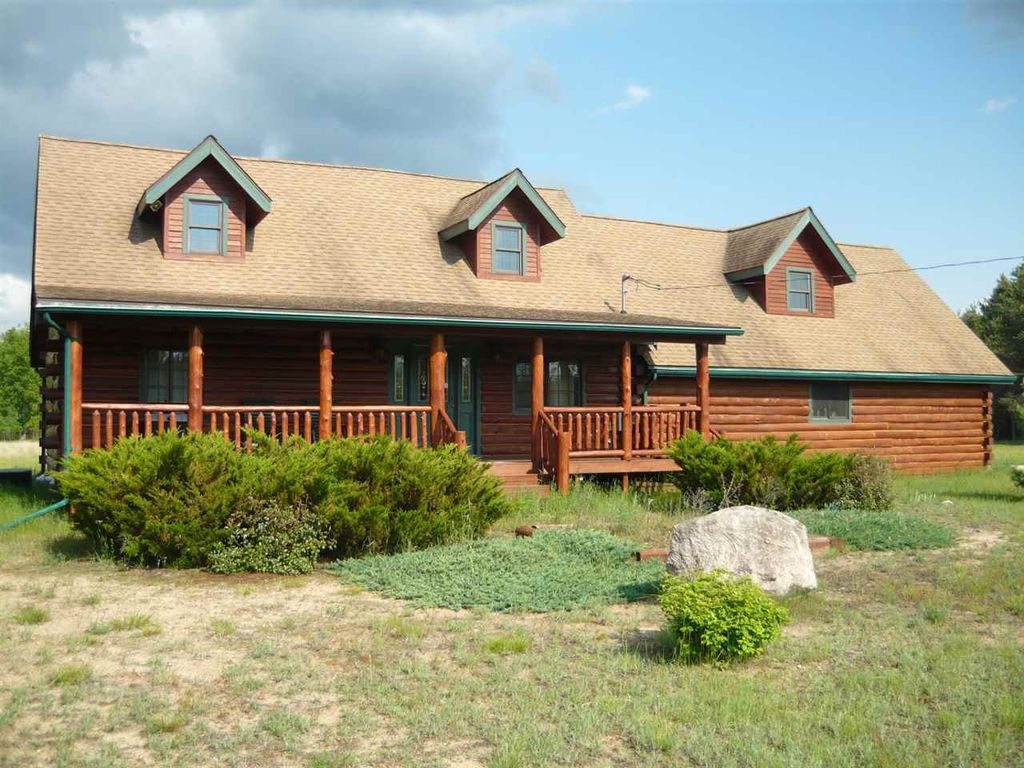 8712 Lanning Rd, Manton, MI 49663 - See Est. Value, Schools & More