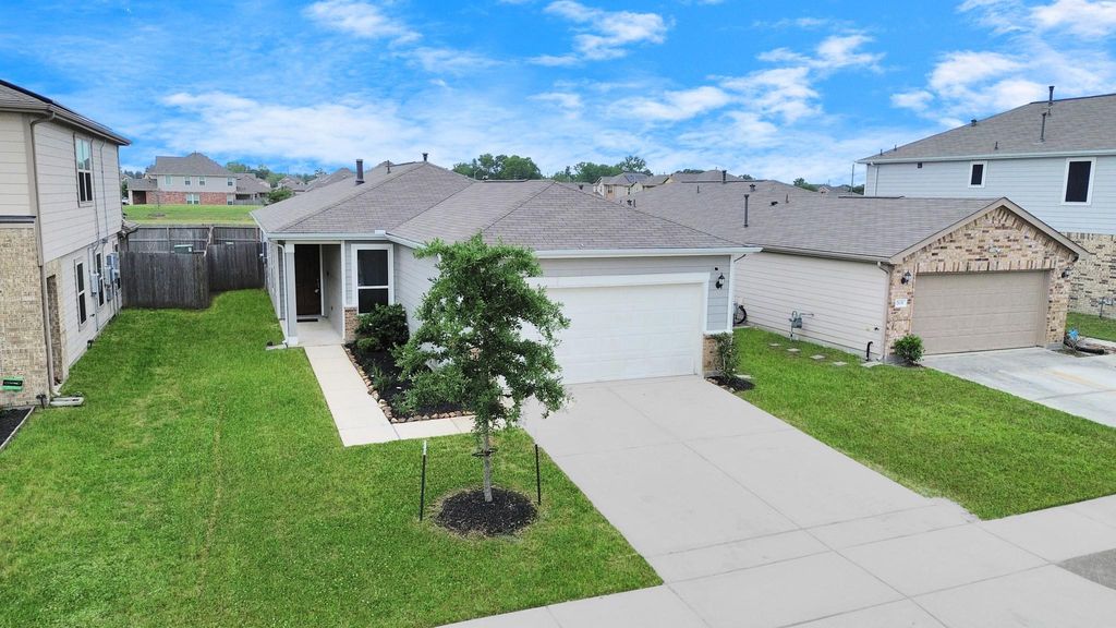 2627 Hawthorn Park Ct, Houston, TX 77038 | MLS# 19630158 | Trulia