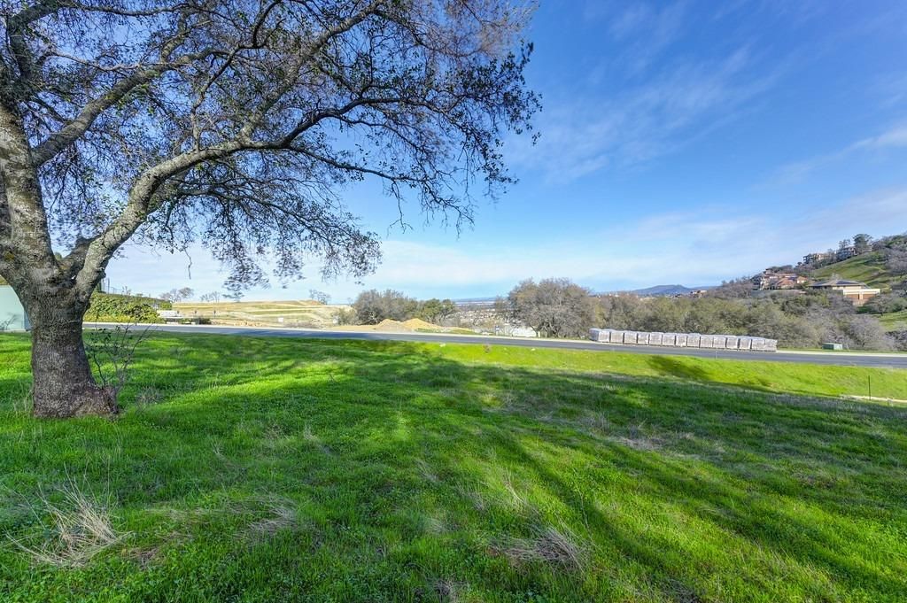 19 Powers Dr, El Dorado Hills, CA 95762 - See Est. Value, Schools & More