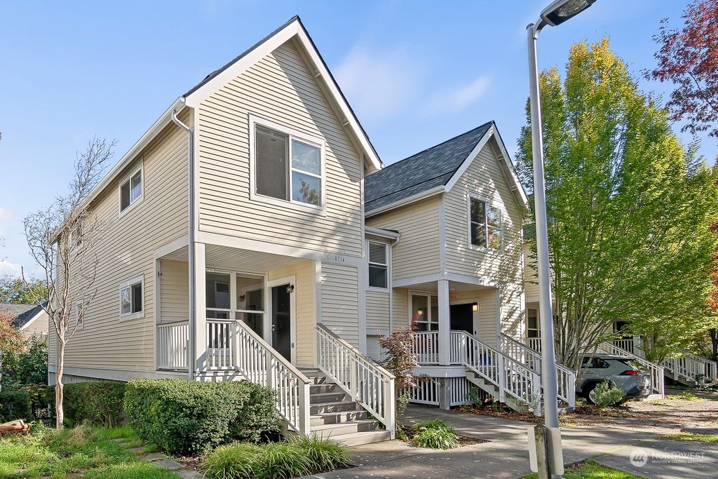 6714 34th Place S, Seattle, WA 98118 | Trulia