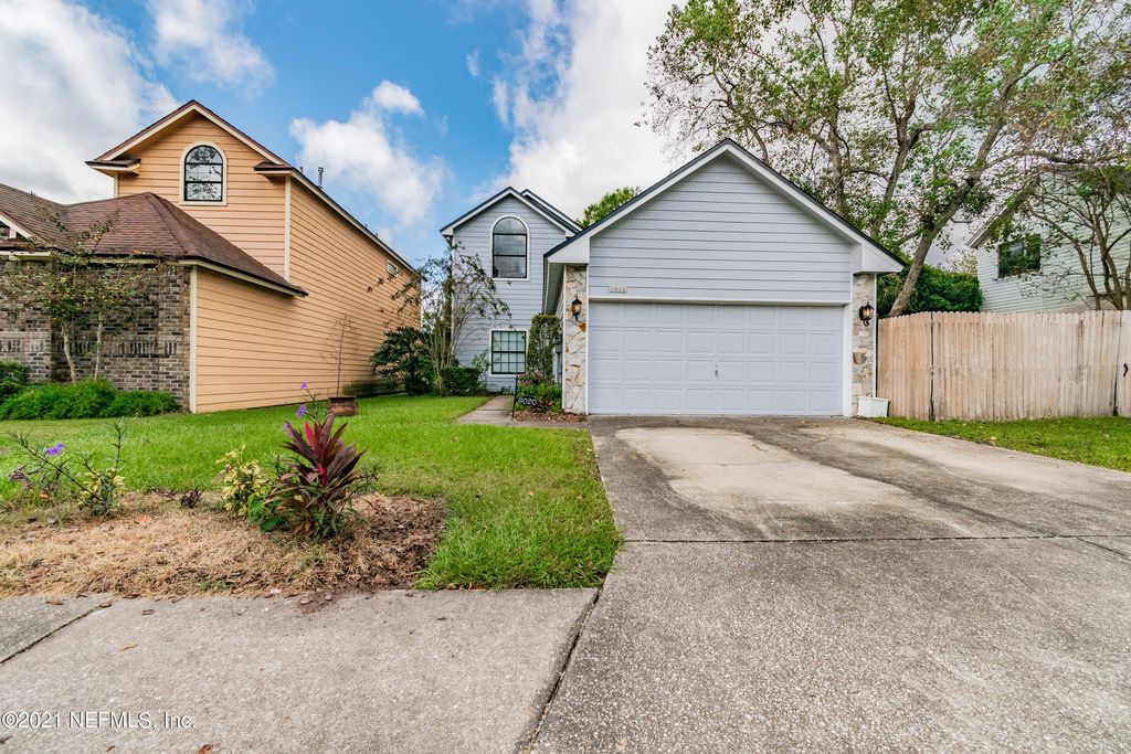 3020 LANTANA LAKES Drive E, Jacksonville, FL 32246 | Trulia