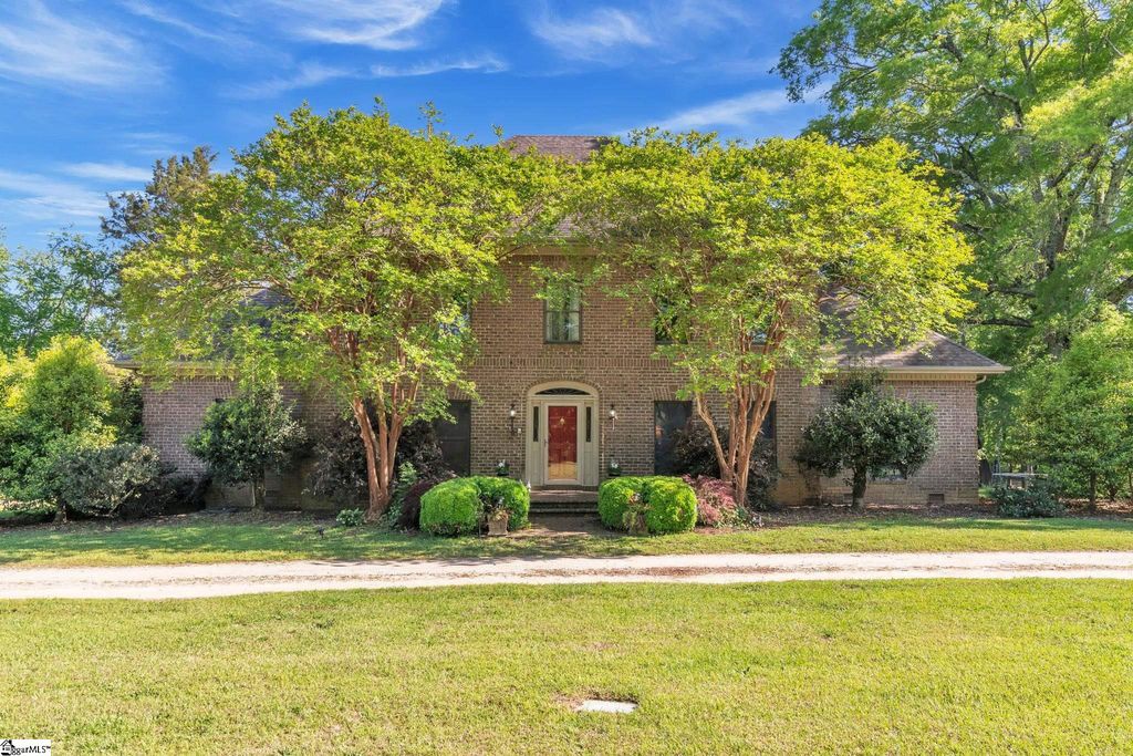 210 Daventon Rd, Pelzer, SC 29669 - See Est. Value, Schools & More