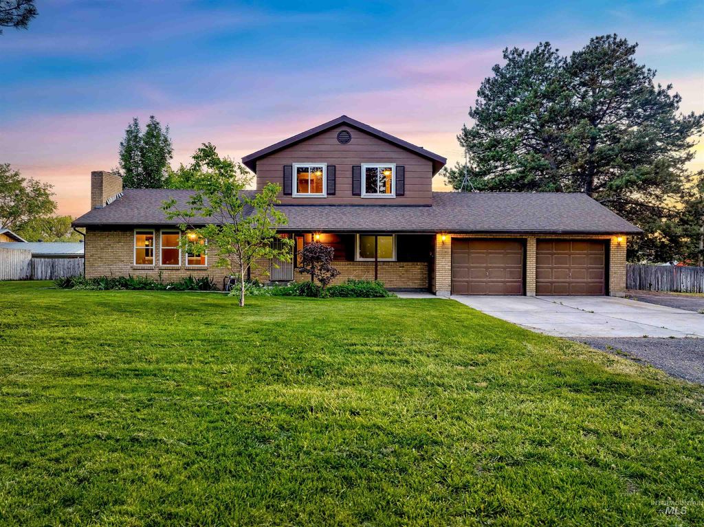 5185 W View Pl, Meridian, ID 83642 - See Est. Value, Schools & More