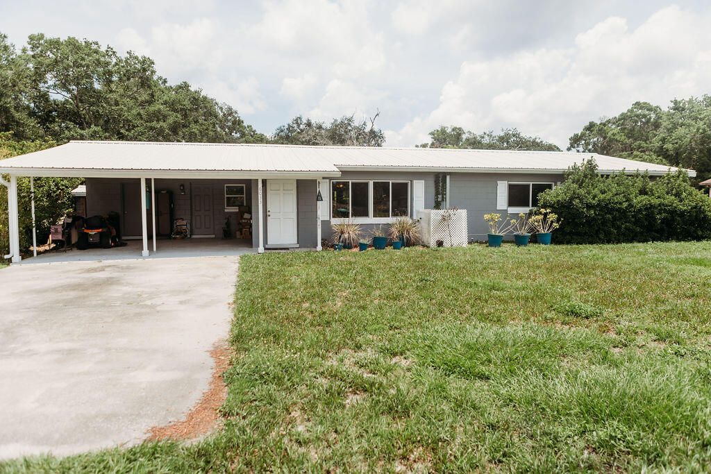 6033 Palm St, Mims, FL 32754 | MLS# 1016991 | Trulia