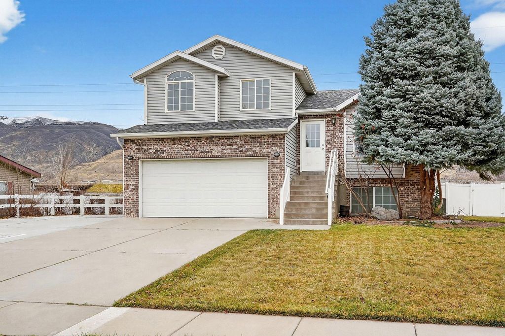 1520 N 550 W #W, Woods Cross, UT 84087 | MLS# 26-267762 | Trulia